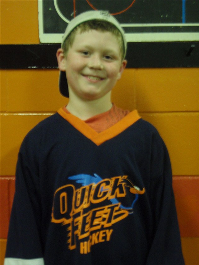 2010 > Minor Atom > Roster > Brayden M (Quick Feet Hockey)